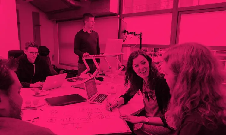 4 Ways To Structure A Winning Elearning Team